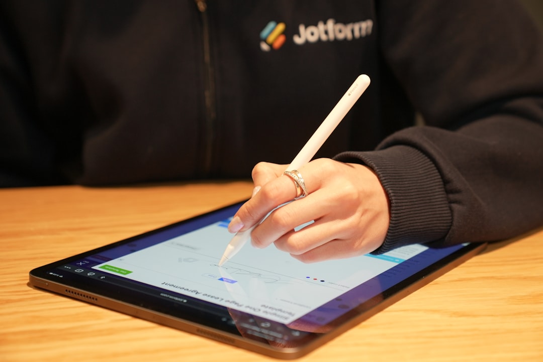 Signature électronique pour les RH : contrats et avenants